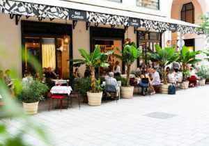 The 16 Best Bars in Vienna, Austria | ViennaList